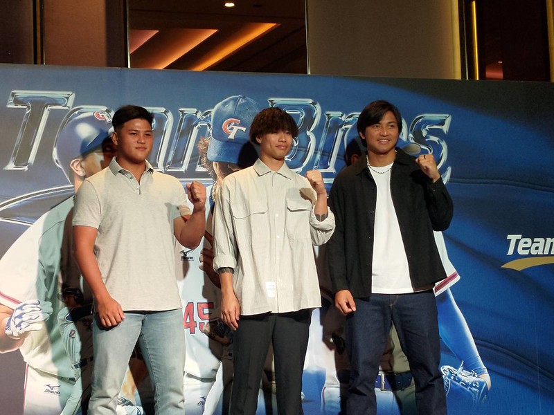 強化變化球位移 劉致榮想跟徐若熙請教變速球 - TSNA體育新聞團隊