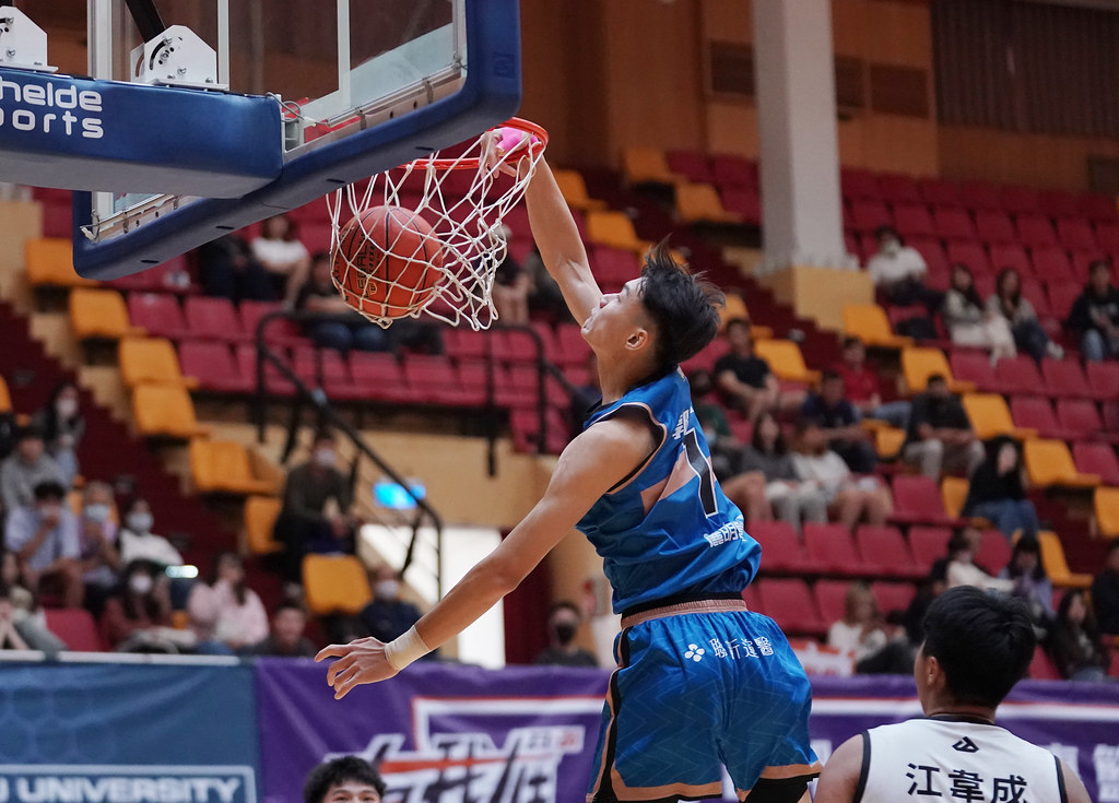 臺體郭俊言完成UBA首灌 爭新人王點柯舜凱是勁敵 - TSNA體育新聞團隊