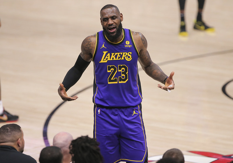 39歲生日遇誤判 LeBron批：重播都判錯何必重播 - TSNA體育新聞團隊