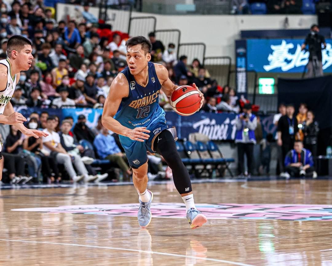 PLG》41歲林志傑還在扛！ 21分12籃板助勇士OT勝 - TSNA體育新聞團隊