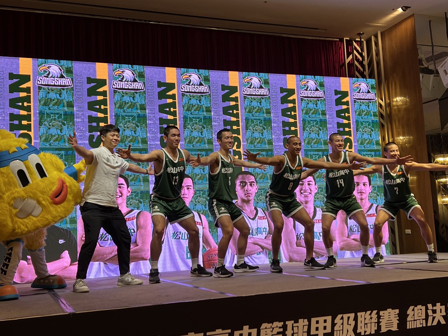 HBL》帶松山打4強壓力大 葉韋喬睡夢中喊暫停 - TSNA體育新聞團隊