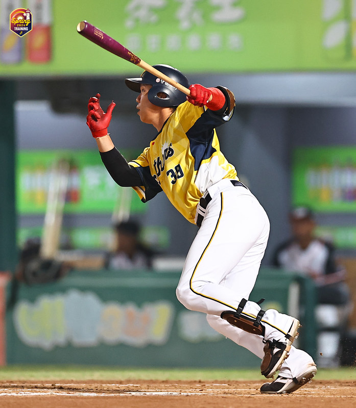 中職》猛登7K、詹子賢猛打 中信兄弟前5局6長打熱身賽擊倒獅 - TSNA體育新聞團隊