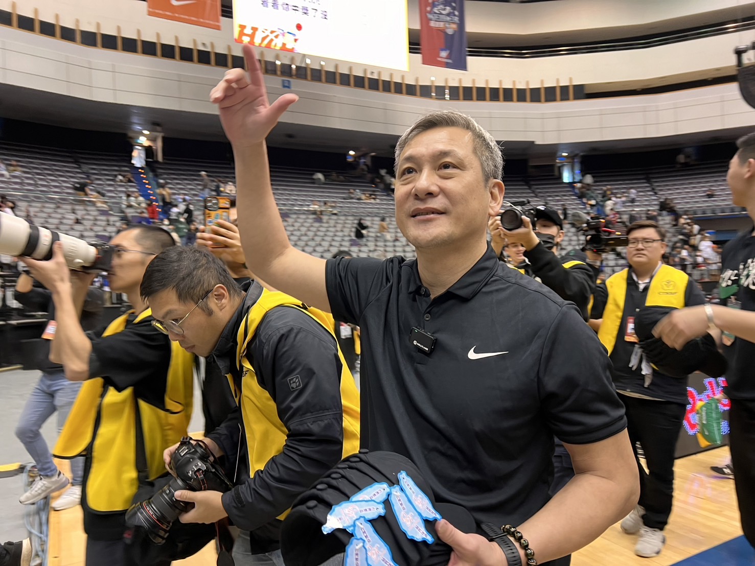 HBL》黃萬隆正式退休 強調自己永遠都是松山魂 - TSNA體育新聞團隊