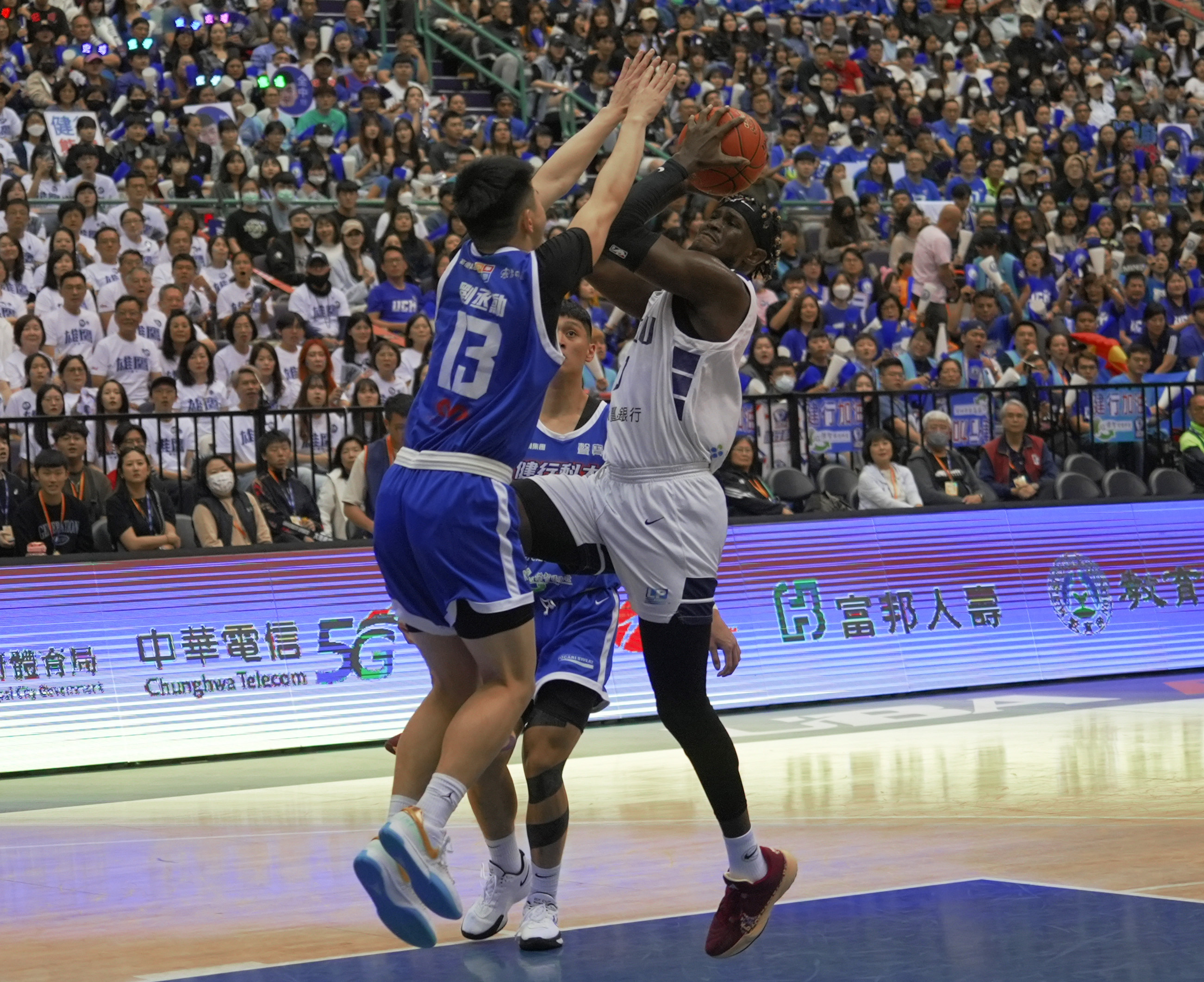 UBA》最強外籍生將轉打職籃 莫巴耶：很樂意歸化替中華隊出賽 - TSNA體育新聞團隊