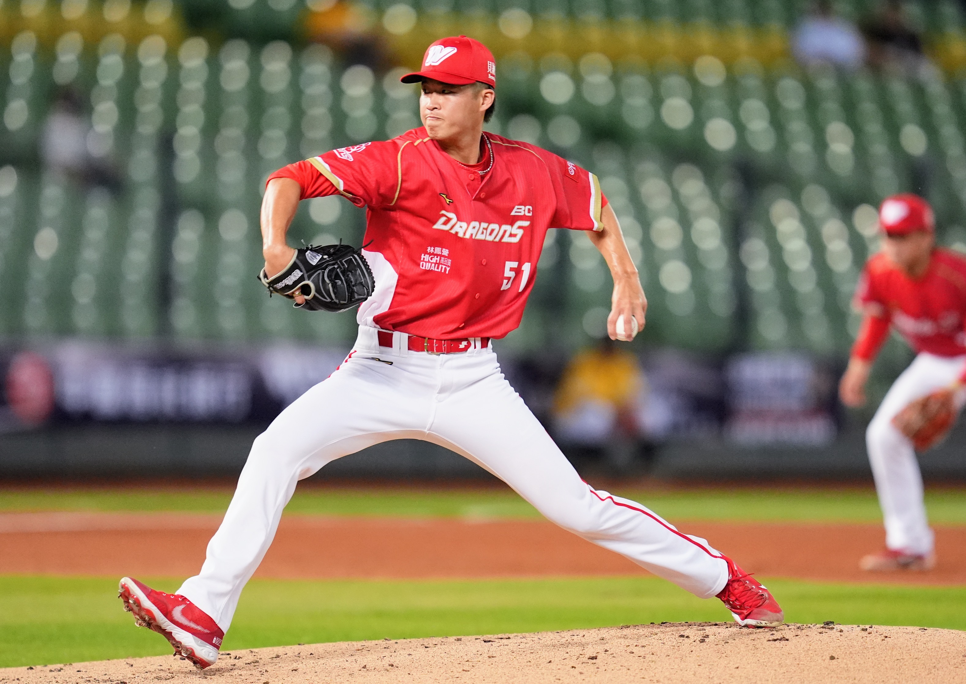 味全龍》生涯初先發控球走鐘1.1局4保送 張景淯被隊友狂虧：危機型投手 - TSNA體育新聞團隊