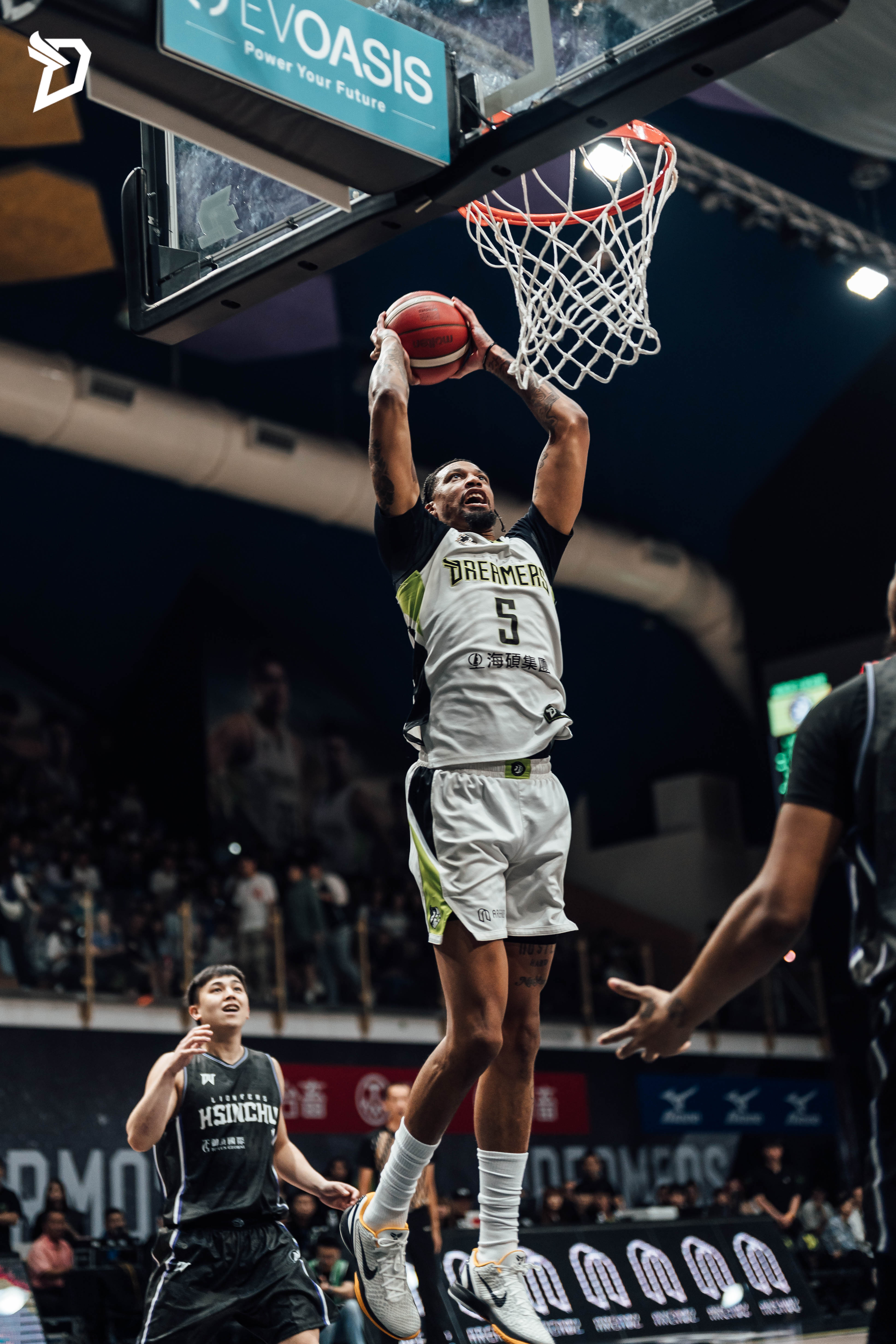 PLG》籃板狂勝33個 夢想家主場血洗攻城獅 - TSNA體育新聞團隊