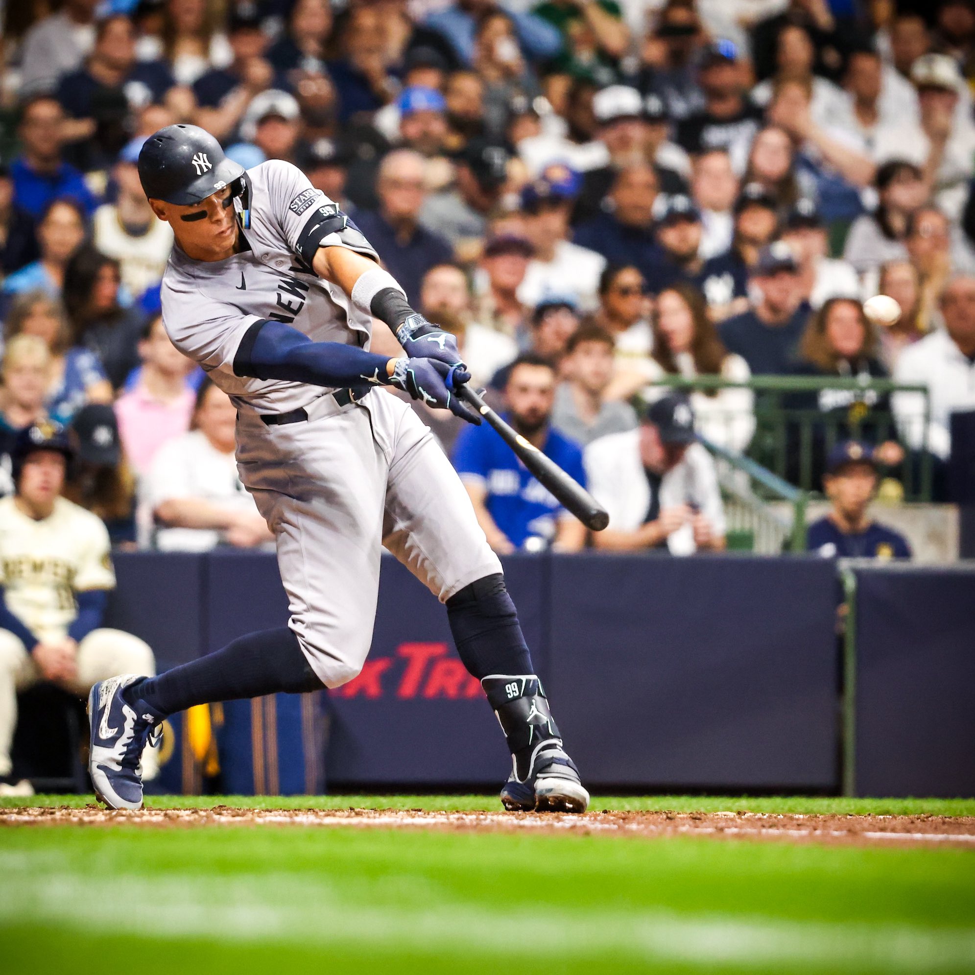 MLB》洋基5轟擊垮釀酒人 Rodón優質先發6局失1分 - TSNA體育新聞團隊