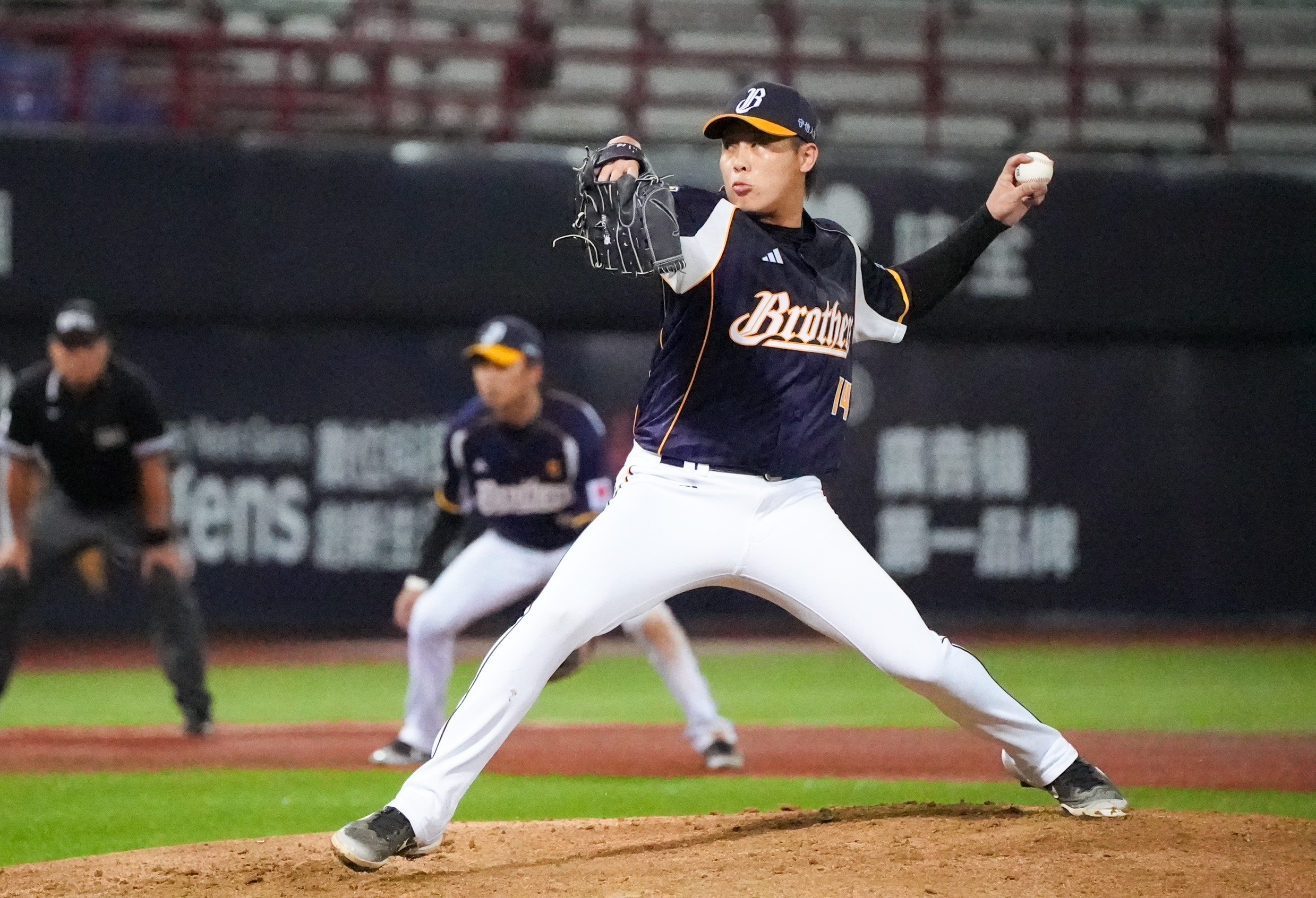 中職》兄弟投手群接力壓制 衛冕軍味全龍掉至第5 - TSNA體育新聞團隊