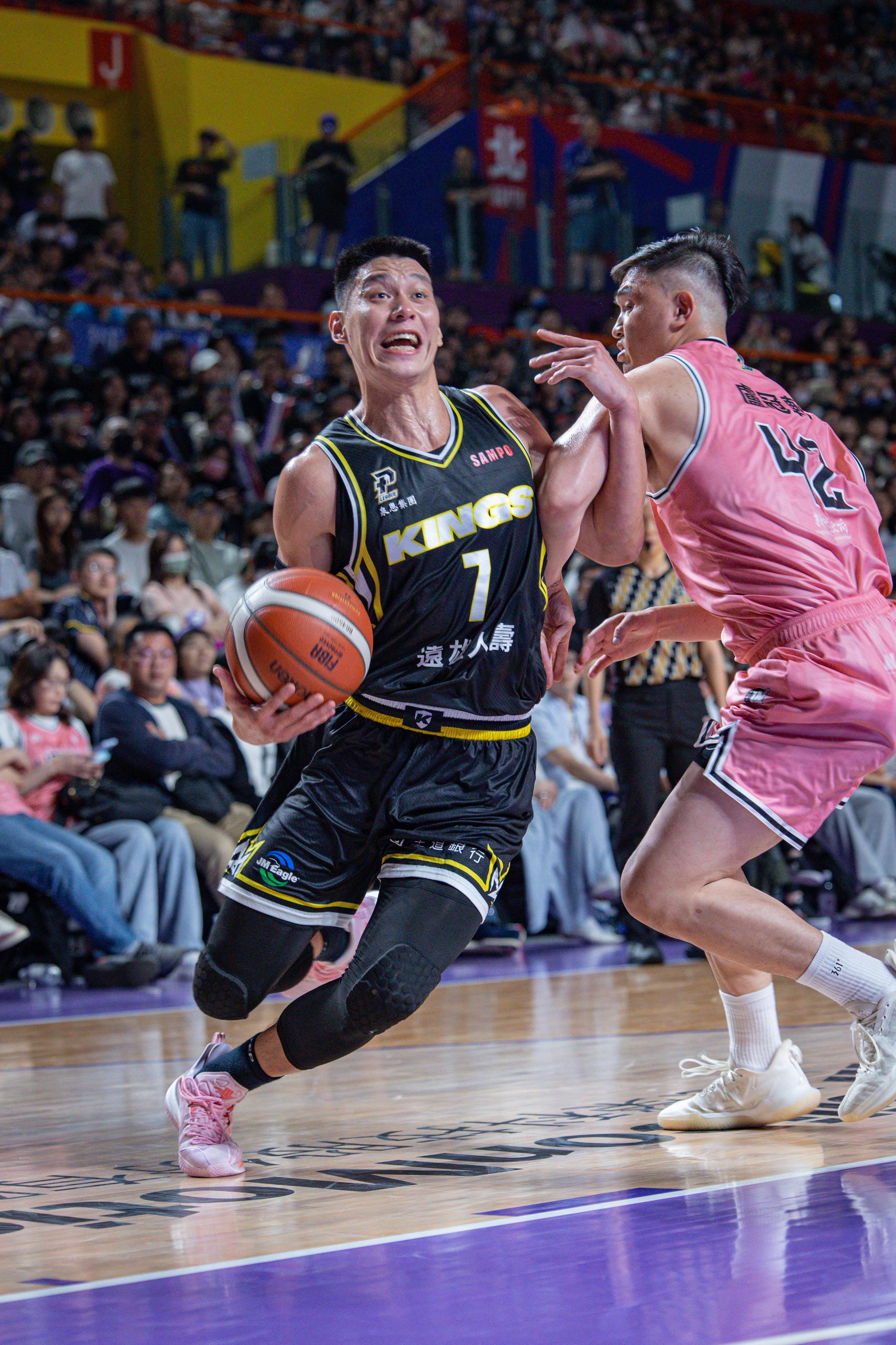 PLG》林書豪破相送醫 國王贏攻城獅獨居第3 - TSNA體育新聞團隊