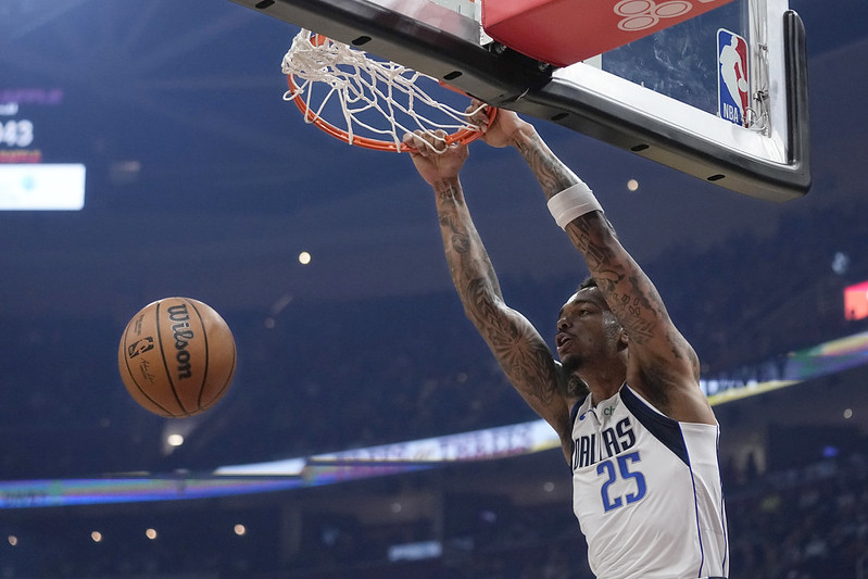 NBA》獨行俠下半場逆轉 1分差險勝雷霆晉級西區冠軍戰 - TSNA體育新聞團隊