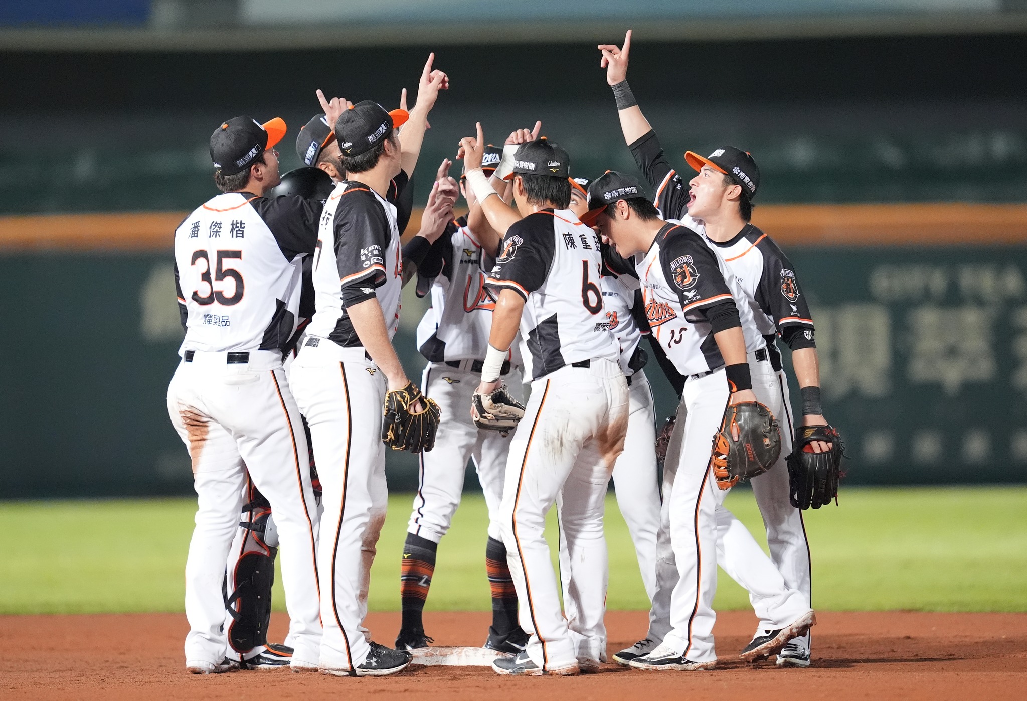 統一獅》拚年度第一差中信兄弟1.5場 餅總：現在場場都重要 - TSNA體育新聞團隊