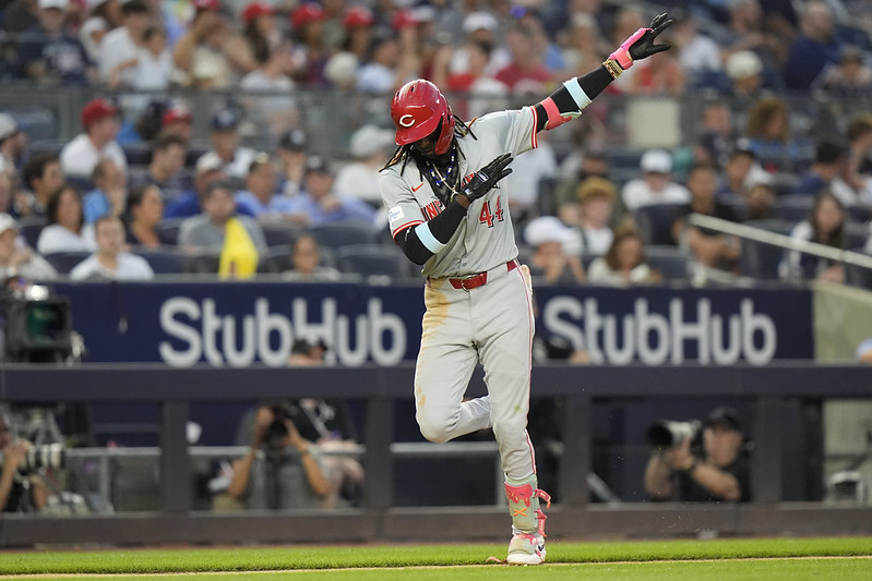 MLB》太神奇了！紅人Cruz第一次使用魚雷棒就4安雙響砲 只想試手感結果真不錯 - TSNA體育新聞團隊