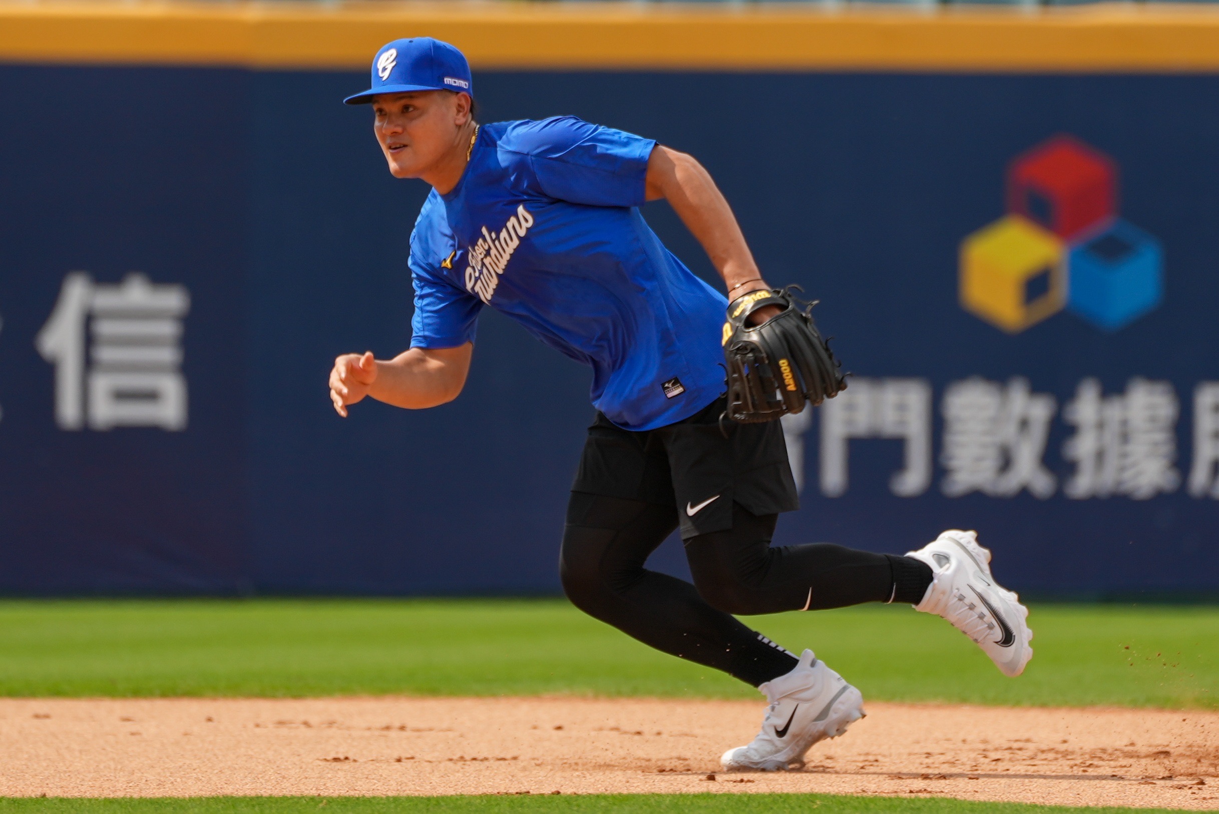 富邦悍將》張育成首戰4棒DH！ 視身體狀況打滿全場 - TSNA體育新聞團隊