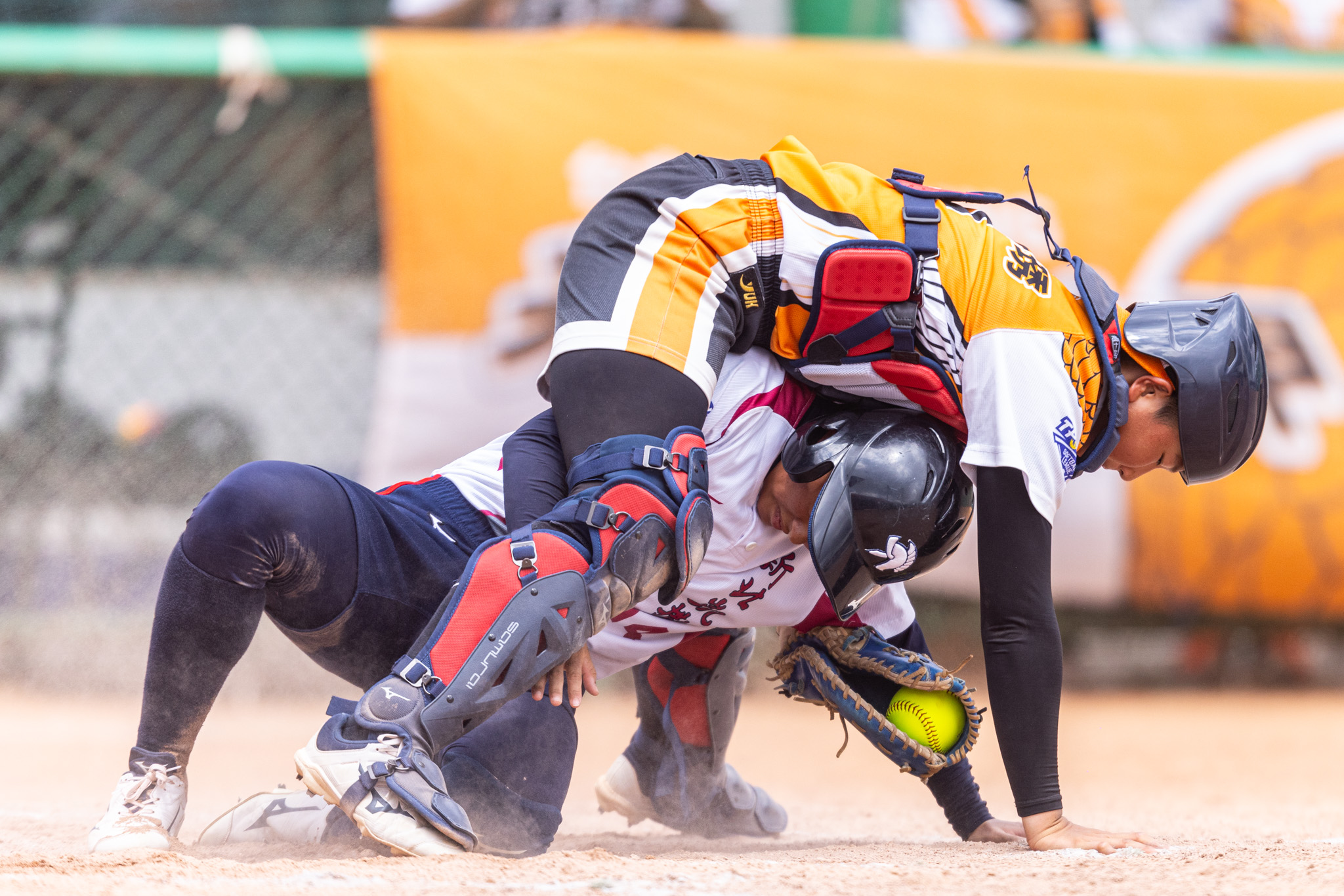 企壘》鄭鈺樺後援好投、楊安淇延長11局盜本壘 凱撒斷兆基5連勝 - TSNA體育新聞團隊