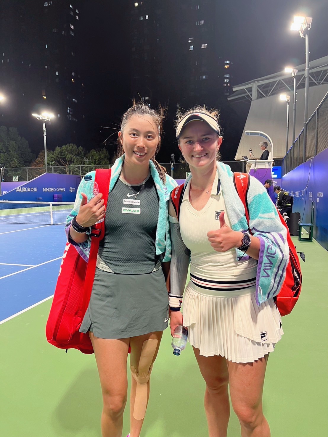 WTA》改搭前球后 詹皓晴寧波公開賽首輪橫掃過關 - TSNA體育新聞團隊