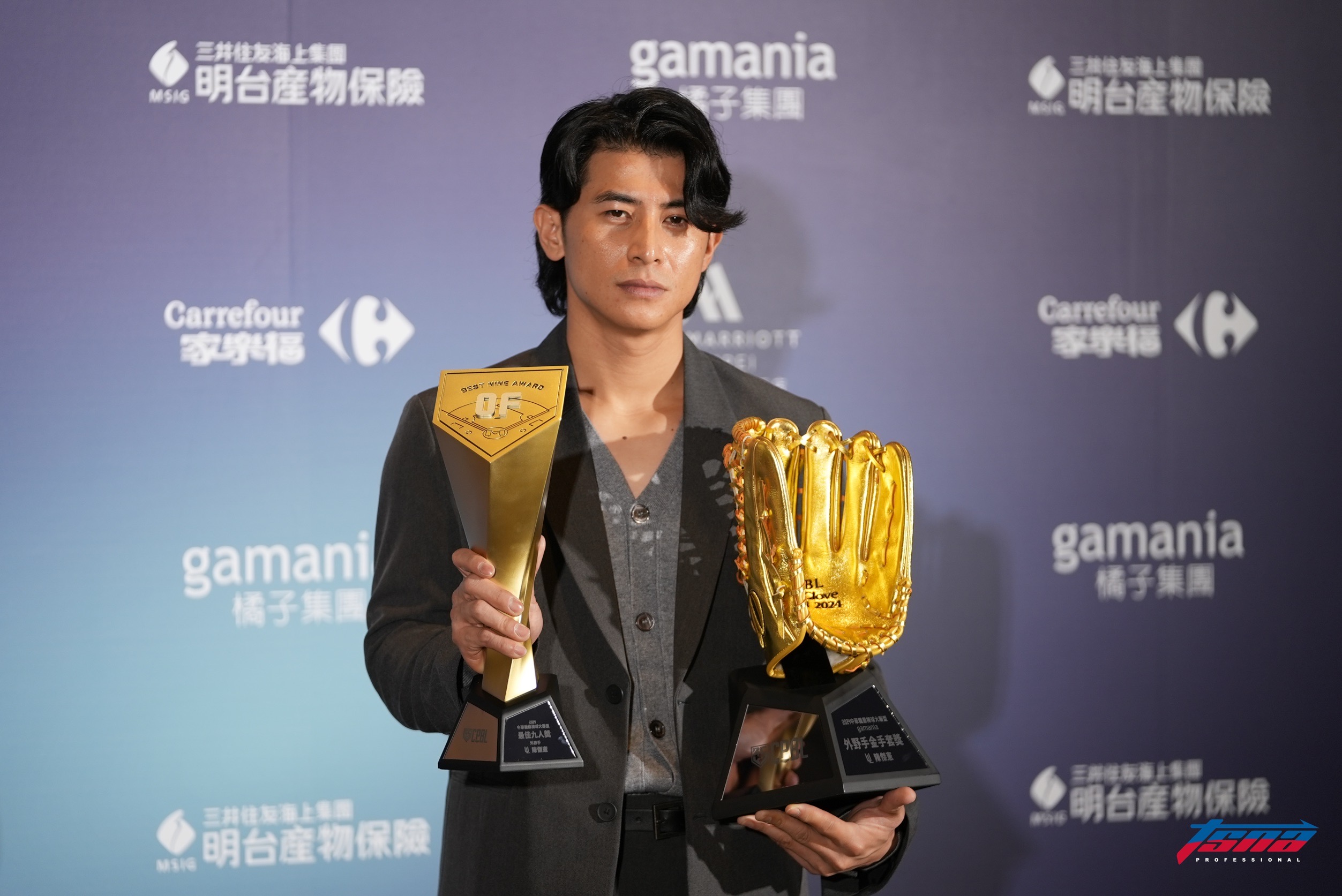 中職》從內野守不好到外野金手套三連霸 陳傑憲：格外珍惜 - TSNA體育新聞團隊