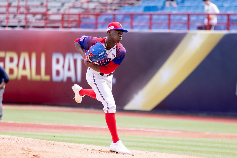 12強賽》古巴遭合庫攻取10分落敗 總教練以為是中職總冠軍 - TSNA體育新聞團隊