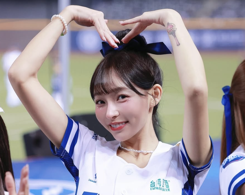 12強賽》林襄現身台日戰 日媒：親切配合拍攝，粉絲熱烈討論 - TSNA體育新聞團隊