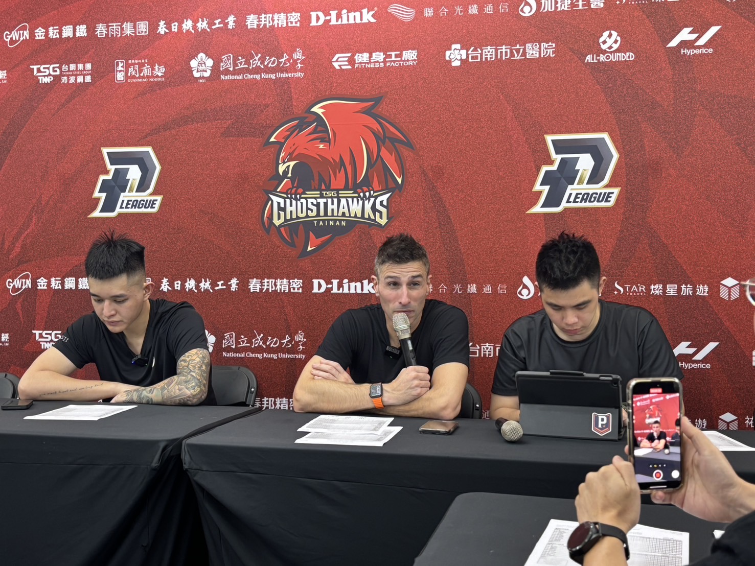PLG》獵鷹2天主場吸引7950人進場 卡總：以前台南沒有很多球迷 - TSNA體育新聞團隊