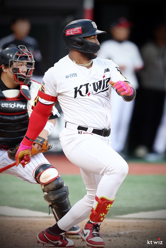 KBO》休季第3張180萬美元外援合約 164轟Rojas進入韓職第6年 - TSNA體育新聞團隊