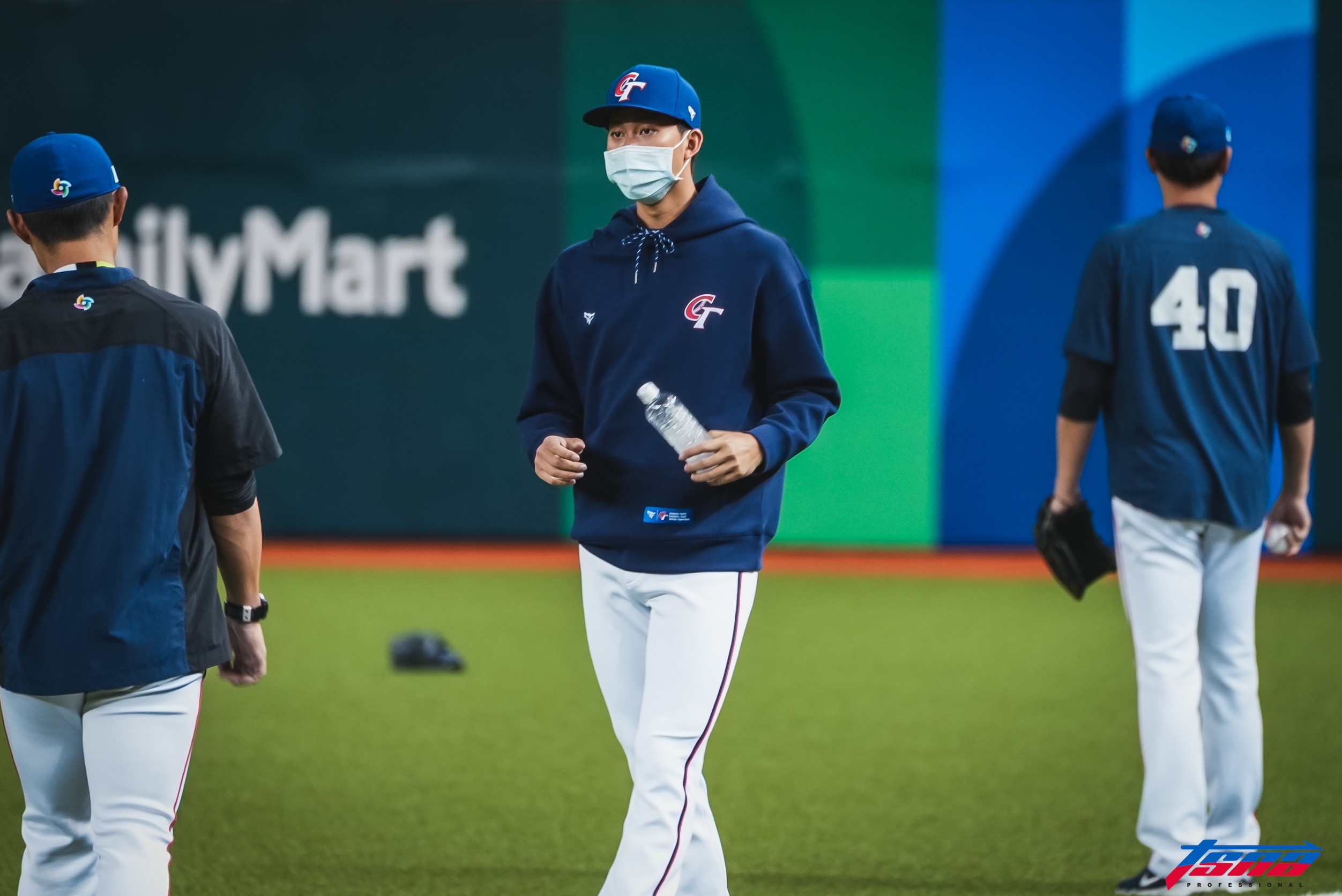 WBC資格賽》對南非催出生涯最快152公里球速 沙子宸盼母隊對他更有信心 - TSNA體育新聞團隊