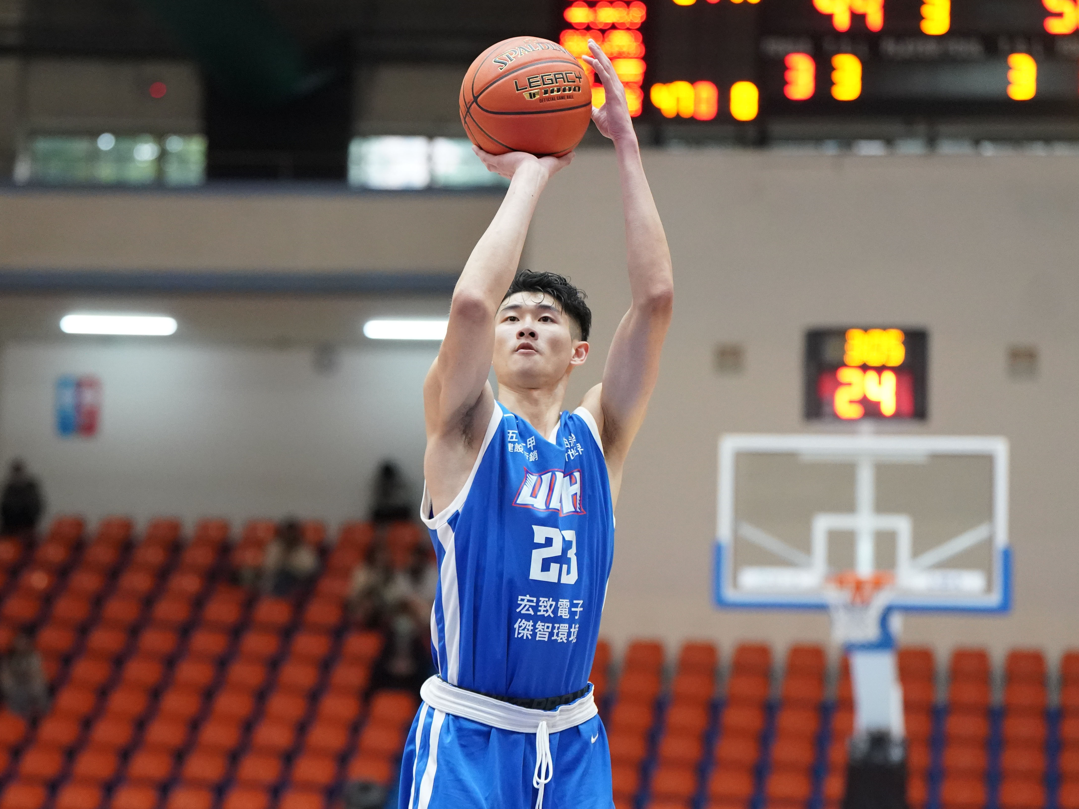 UBA》陳威宇飆進7顆三分彈29分本學年新高 複賽健行4連勝、黎明4連敗 - TSNA體育新聞團隊