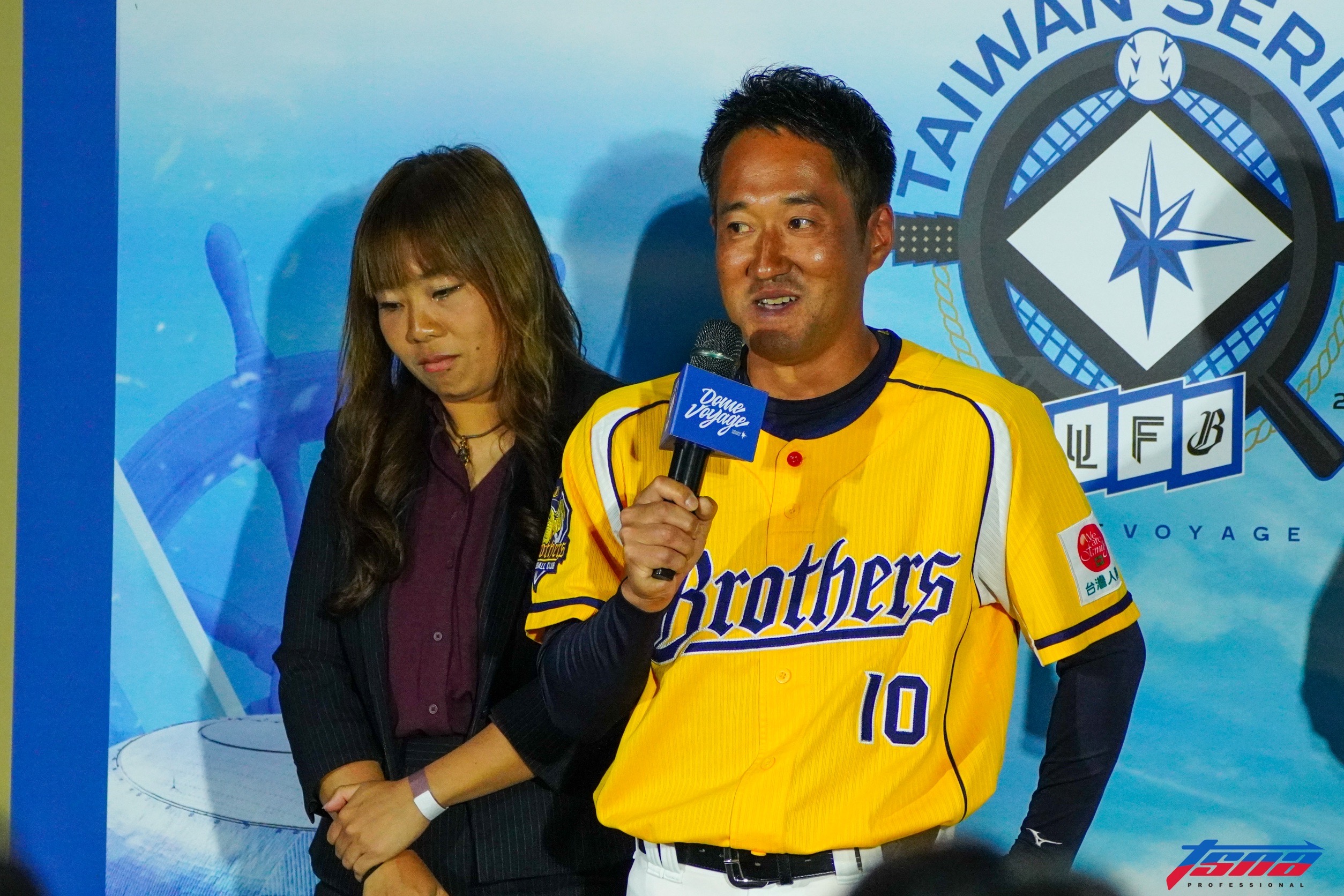 火腿交流賽》守外野曾受新庄剛志建議 平野惠一意外他還記得撞牆受傷事件 - TSNA體育新聞團隊