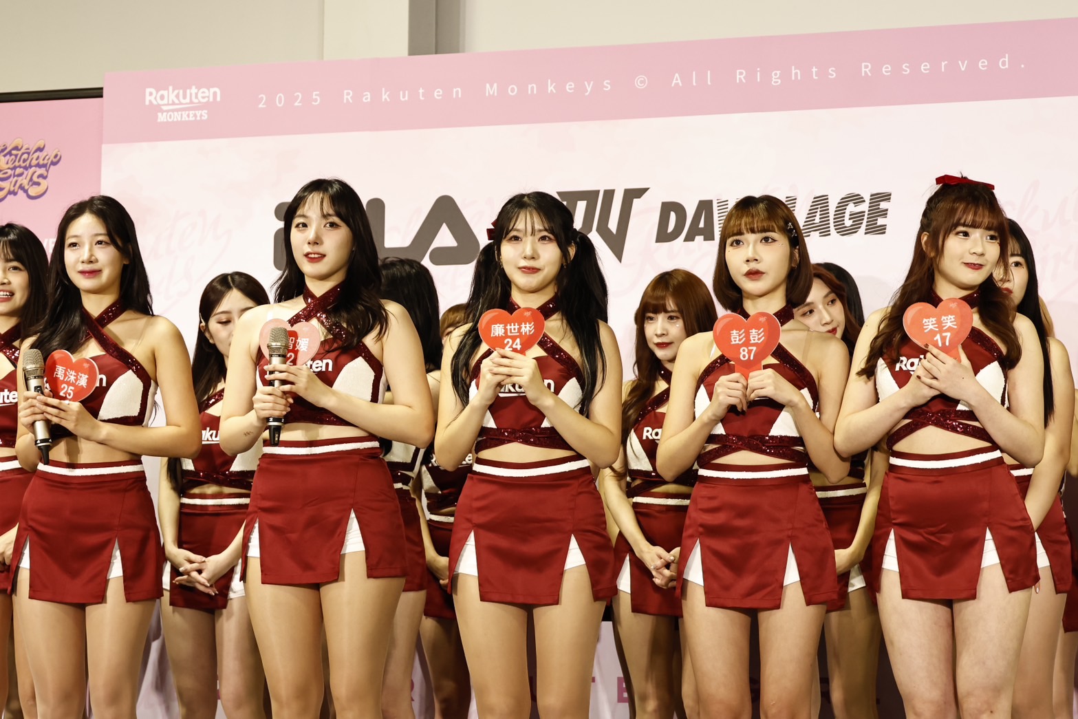 樂天桃猿》首次體驗大場面被嚇到 韓援3本柱都覺得「台式應援」難度真的高 - TSNA體育新聞團隊