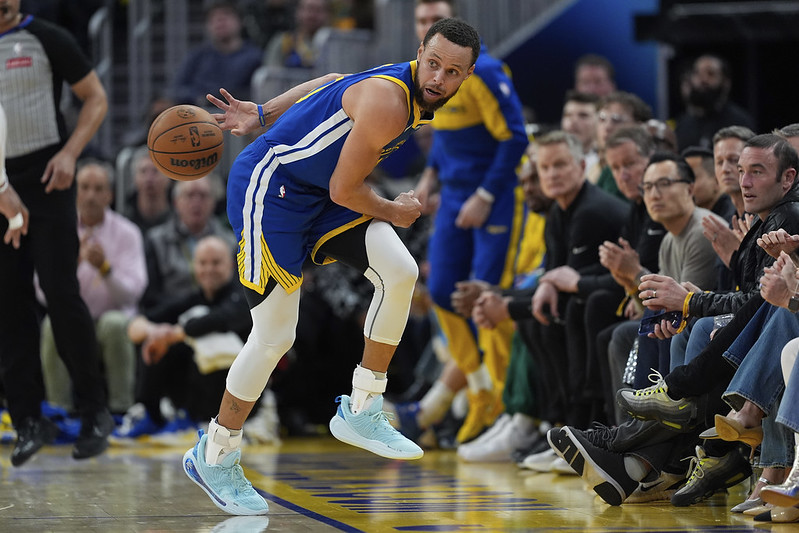 NBA》Curry失準 勇士主場完敗給無Jokić金塊 - TSNA體育新聞團隊