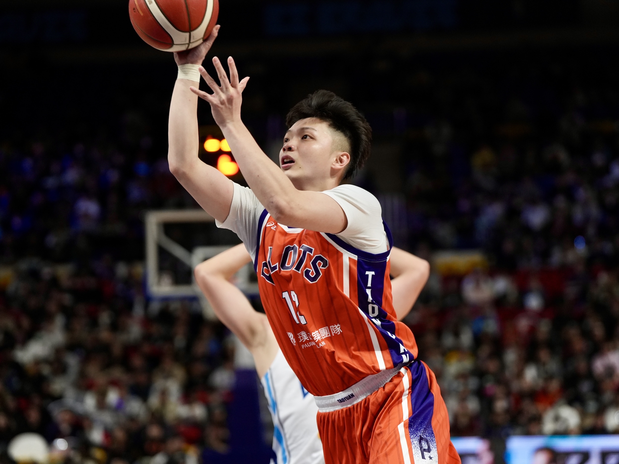 PLG》李家慷生涯新高32分 領航猿擋住勇士反撲力行賽封王 - TSNA體育新聞團隊