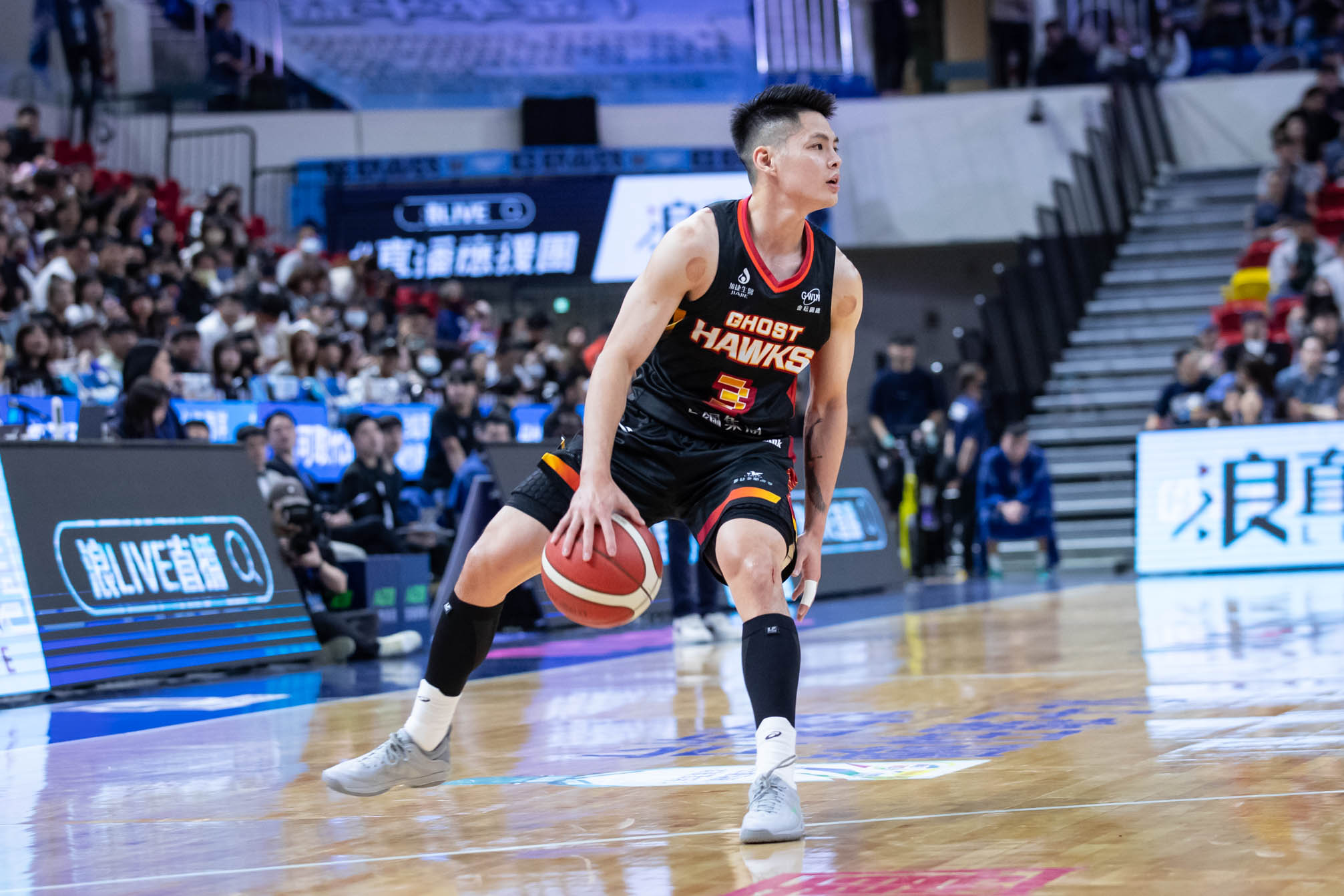 PLG》直言需要10次挑戰 獵鷹教頭噴：沒準備好不要上來吹判 - TSNA體育新聞團隊