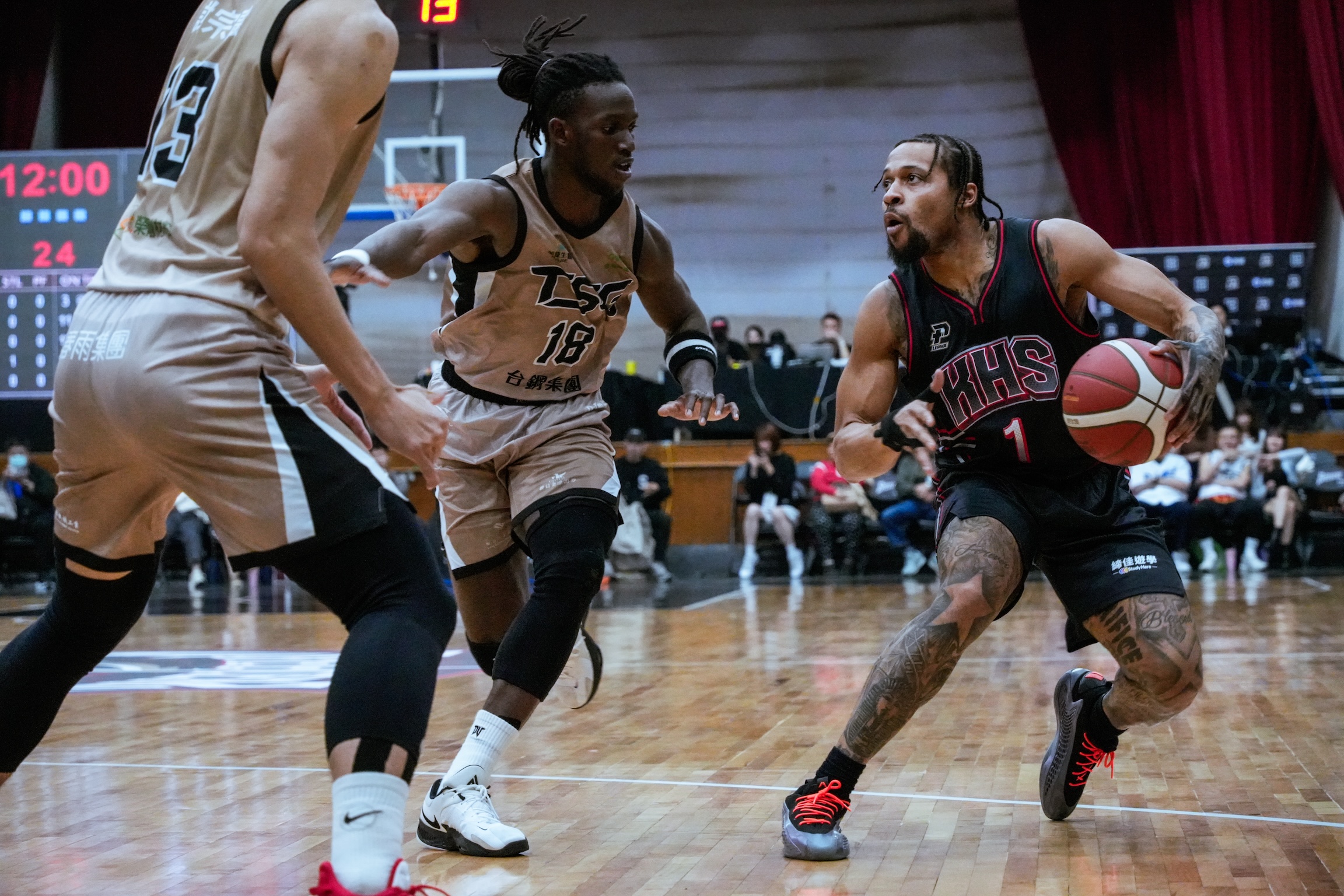 PLG》鋼鐵人艾賽亞45分創紀錄 延長賽仍惜敗獵鷹 - TSNA體育新聞團隊