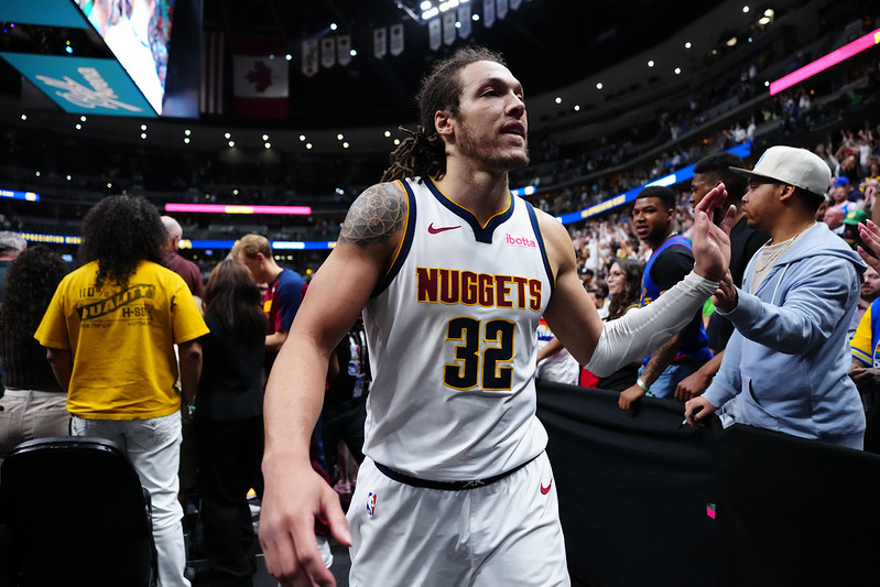 NBA》Gordon驚人灌籃絕殺快艇 金塊扳平系列賽 - TSNA體育新聞團隊