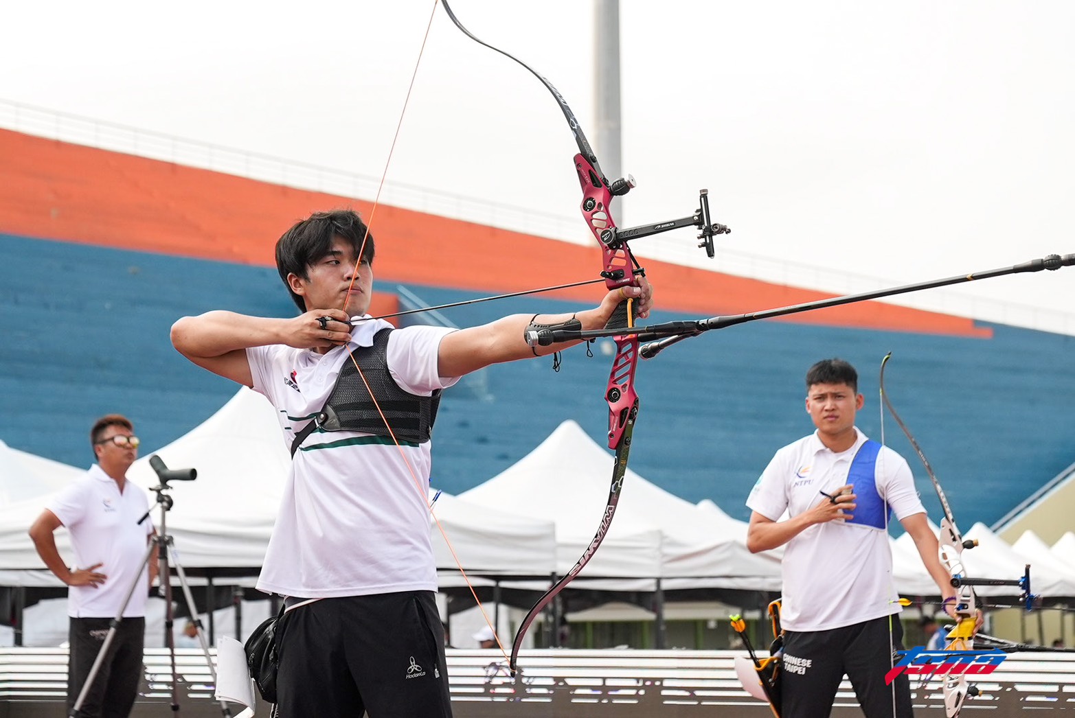 全大運》擊敗3巴黎奧運國手奪反曲弓男單金牌 劉泰言：提升信心 - TSNA體育新聞團隊