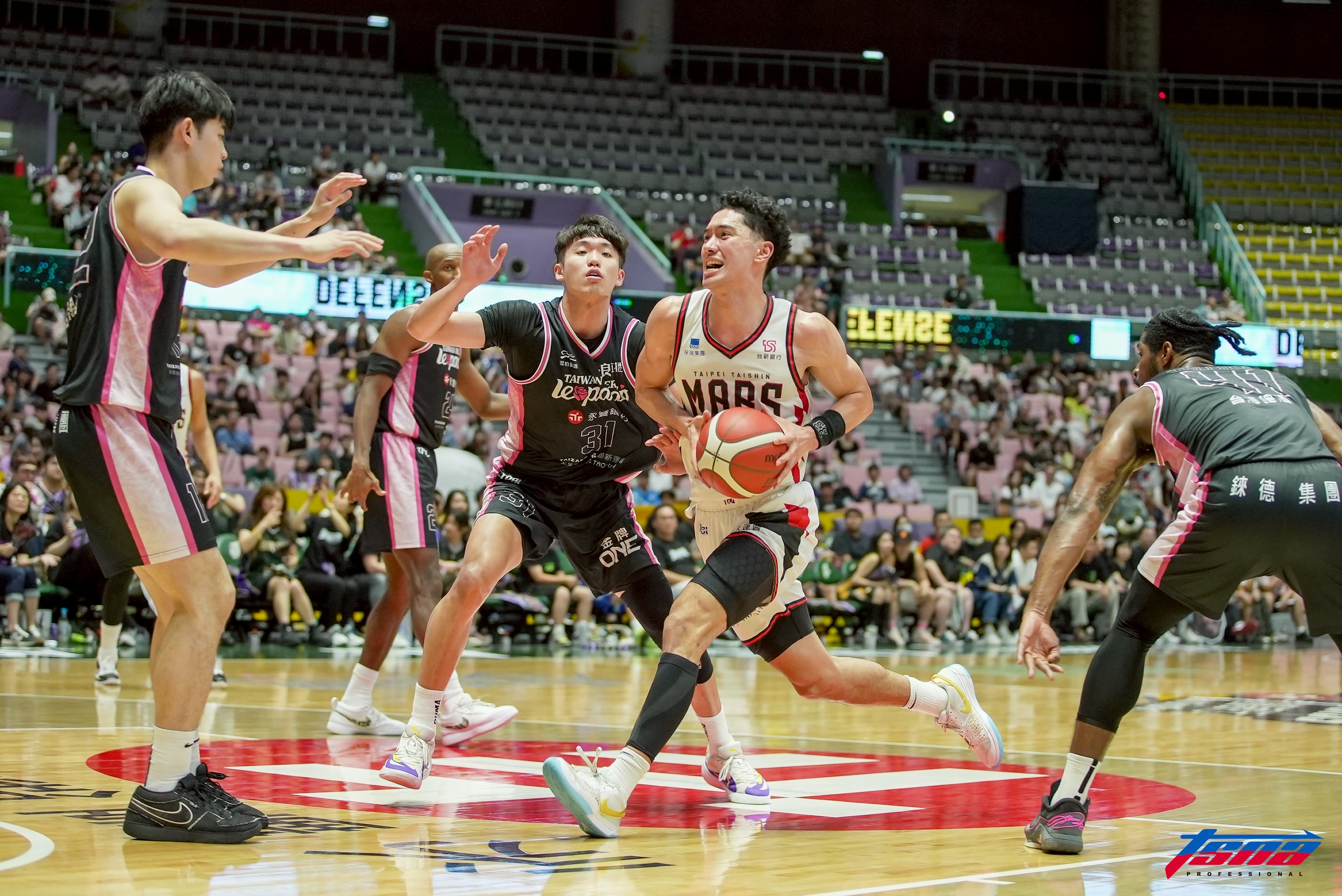 TPBL》遭雲豹血洗45分 雷蒙恩稱「這不是戰神籃球」 - TSNA體育新聞團隊