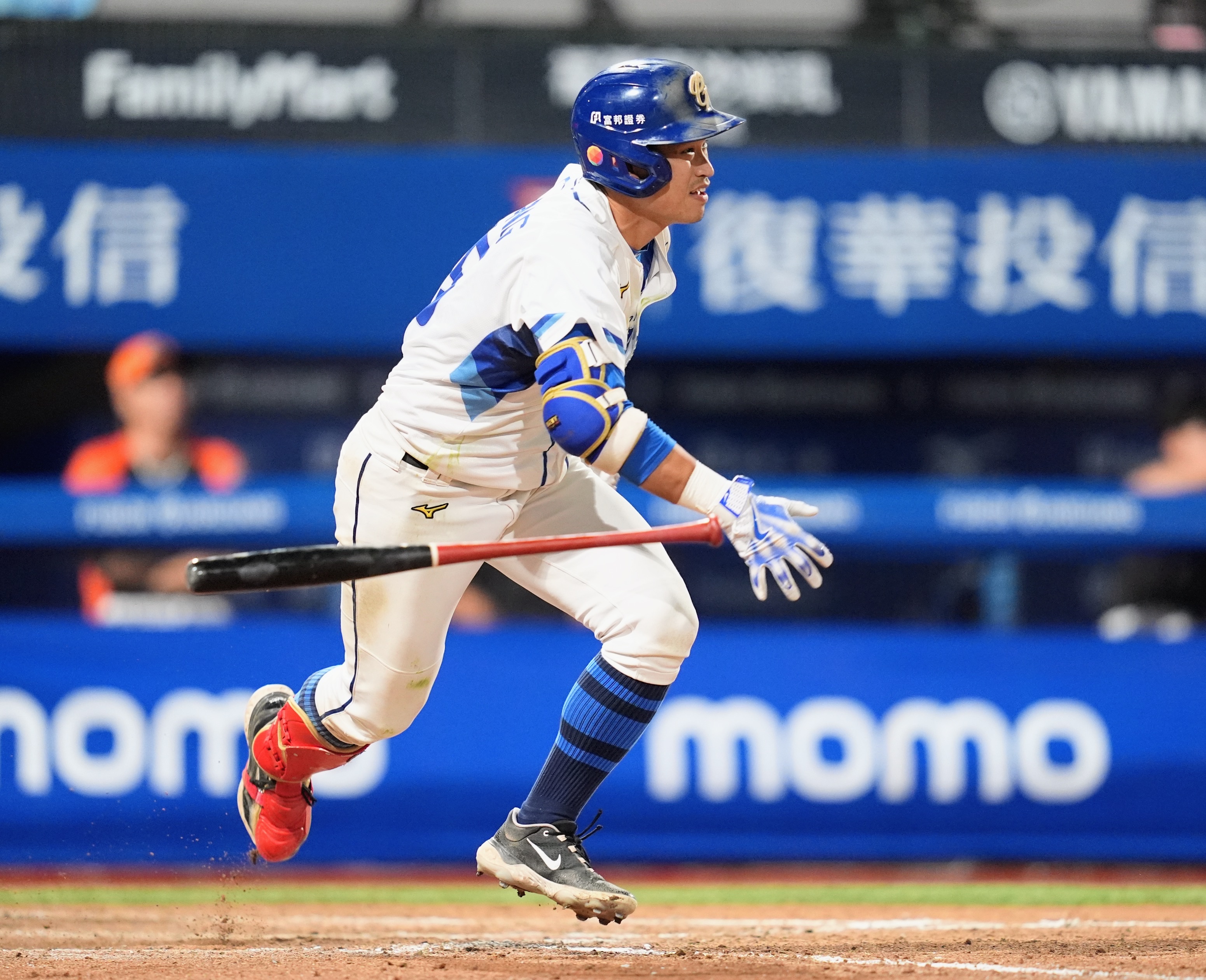 中職》王正棠猛打賞發威！ 富邦悍將本季終於贏了統一獅 - TSNA體育新聞團隊