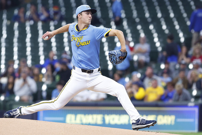 MLB》釀酒人超新星Misiorowski首秀抽筋早退 投5局無安打、14球破百英里 - TSNA體育新聞團隊