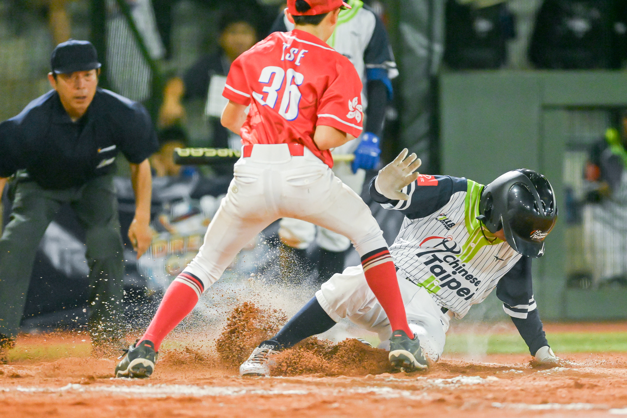 LLB中階組亞太賽》香港7安就是得不了分 中華隊2安2分險勝開胡 - TSNA體育新聞團隊