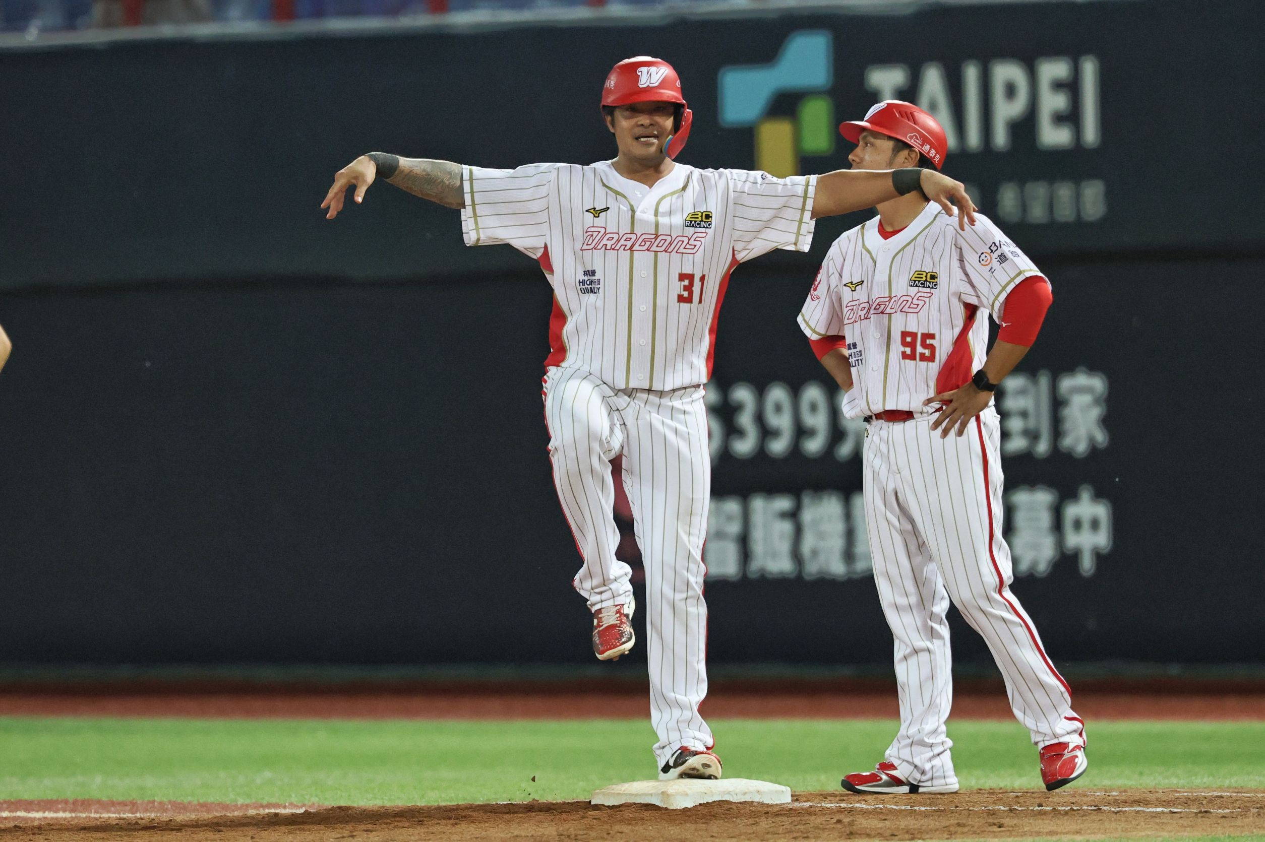 中職明星賽》最驚人全壘打大賽！林智勝3輪55轟 布雷連續12支 - TSNA體育新聞團隊