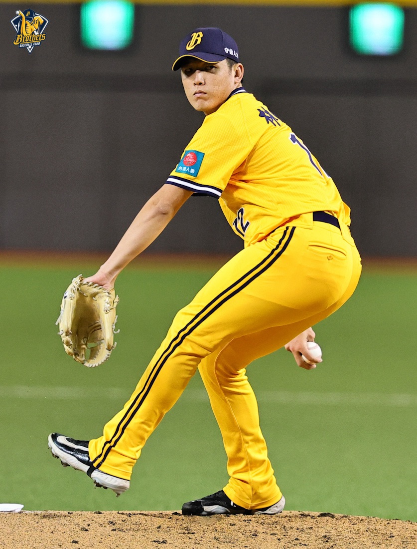 中信兄弟》王建民上來跟他說什麼？ 林暉盛解密「我還有油！」 - TSNA體育新聞團隊