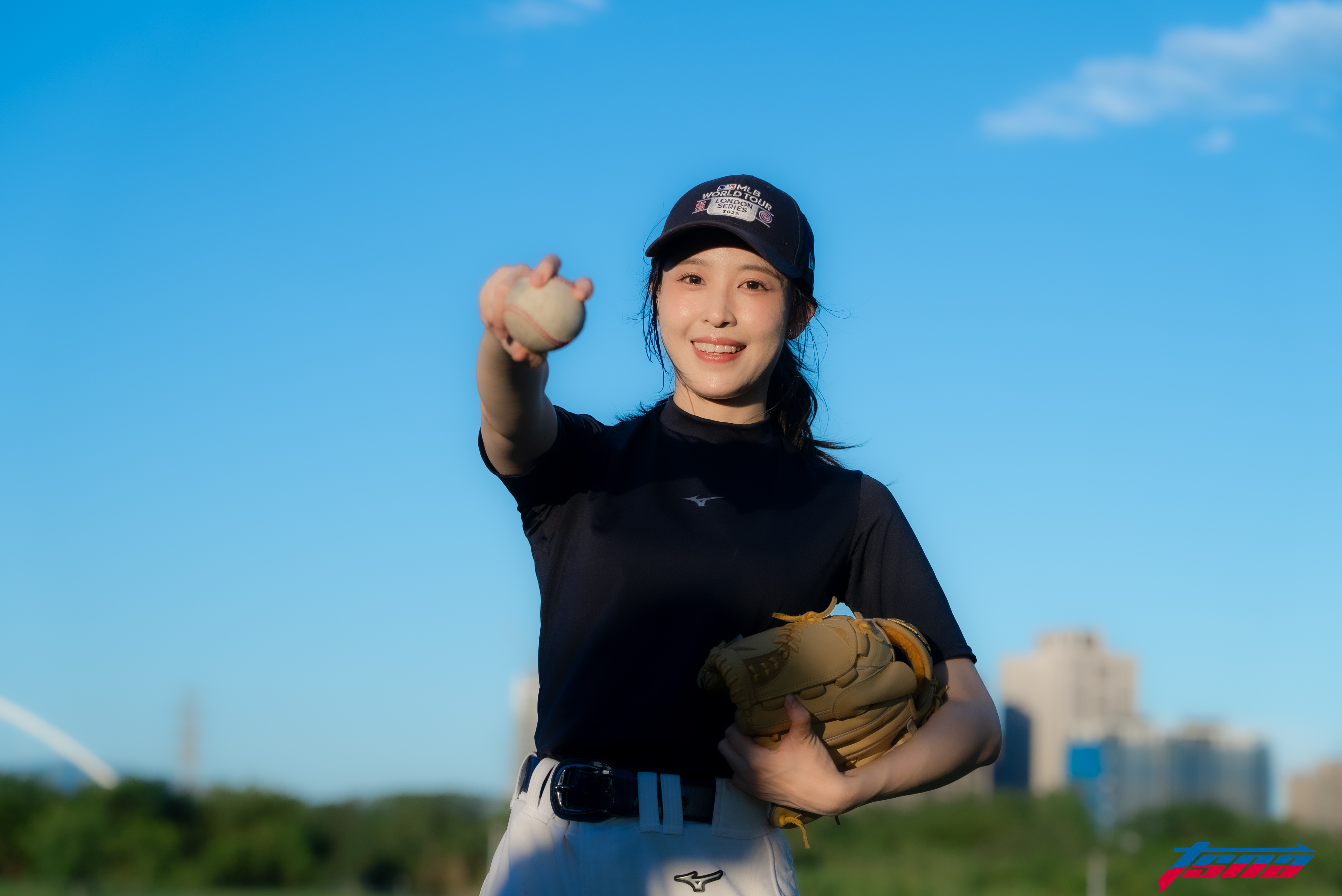 棒球美少女樓樓專訪》影／因動漫啟蒙踏上投手丘 她用熱愛投出屬於自己的夢 - TSNA體育新聞團隊