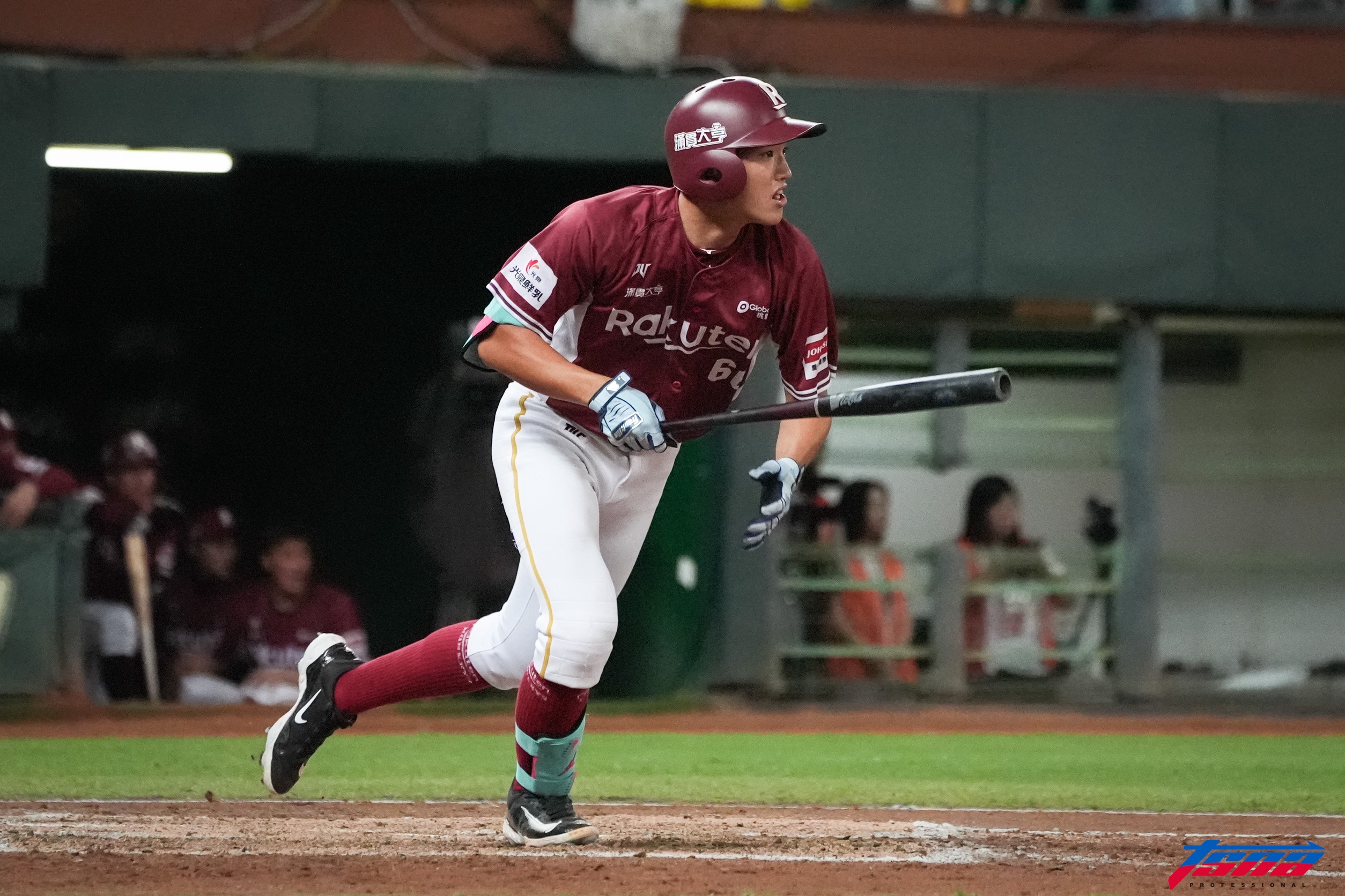 季後賽》2次面對陳韻文代打都敲關鍵安 何品室融只想著等下要守備 - TSNA體育新聞團隊