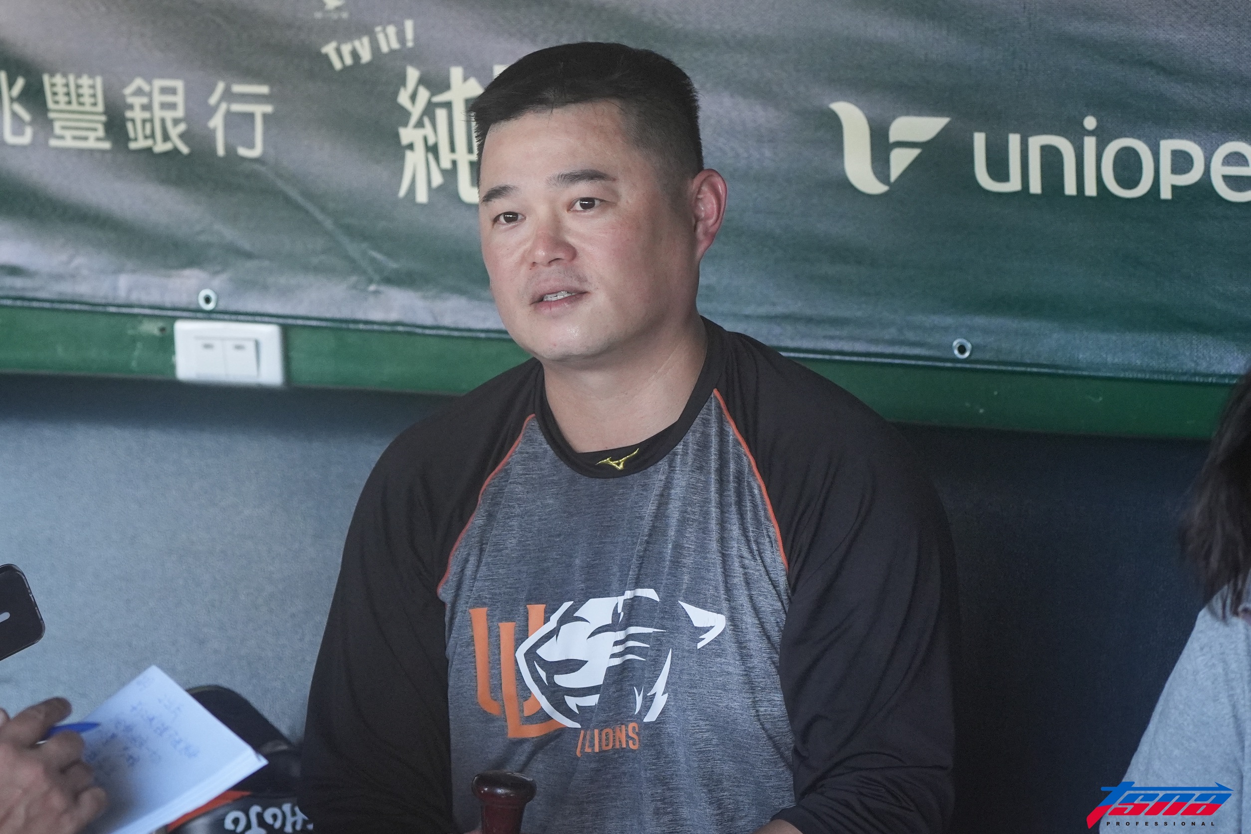 季後賽》沒能走到最後球員生涯畫下句點 胡金龍：很可惜、但也值得了 - TSNA體育新聞團隊